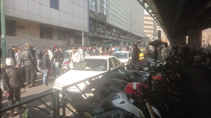 Live report: Day 8 of Iran Uprising; Tehran Bazaar strikes as protests ...